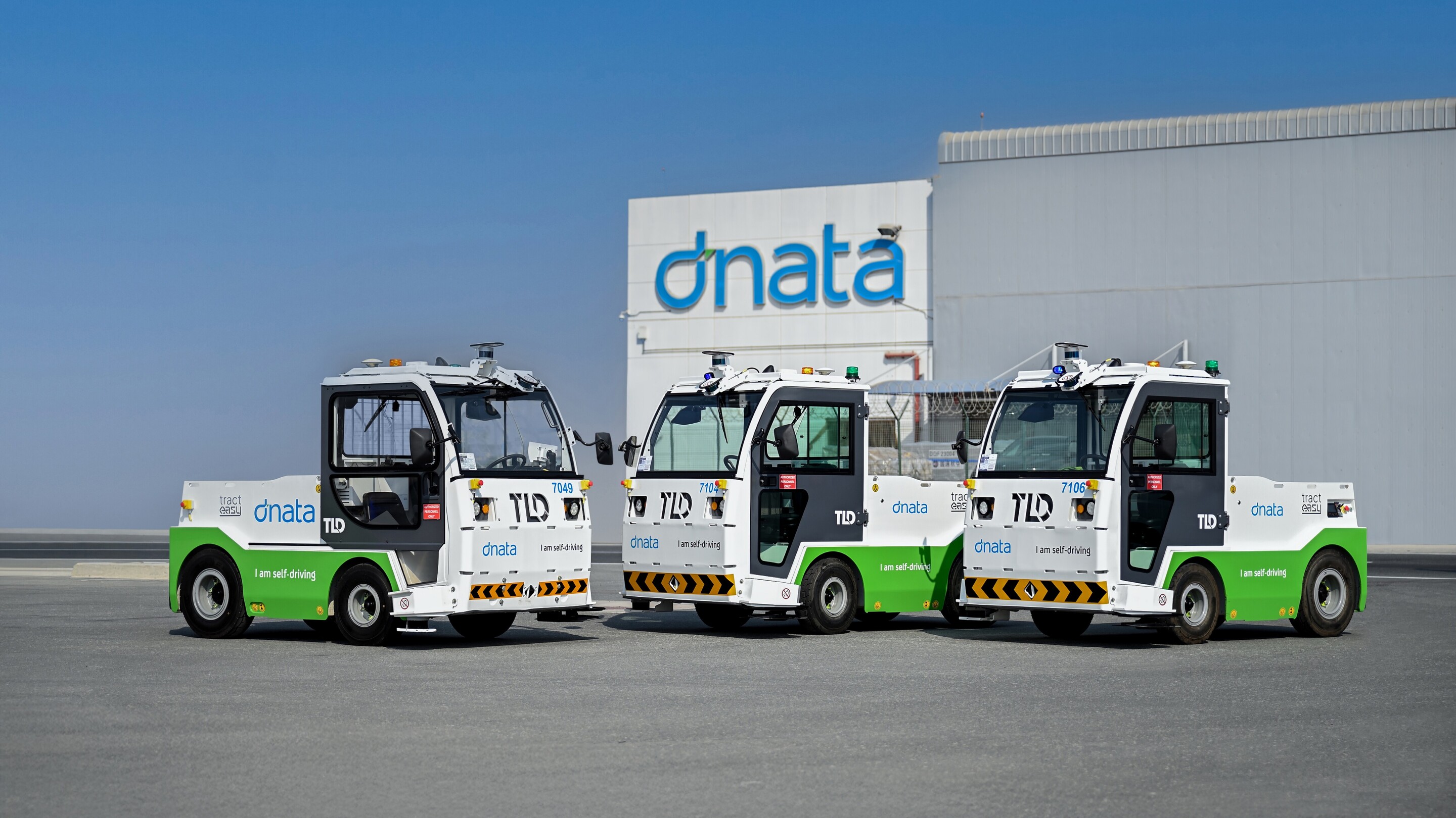 dnata rolls out autonomous vehicles in airport operations - EasyMile